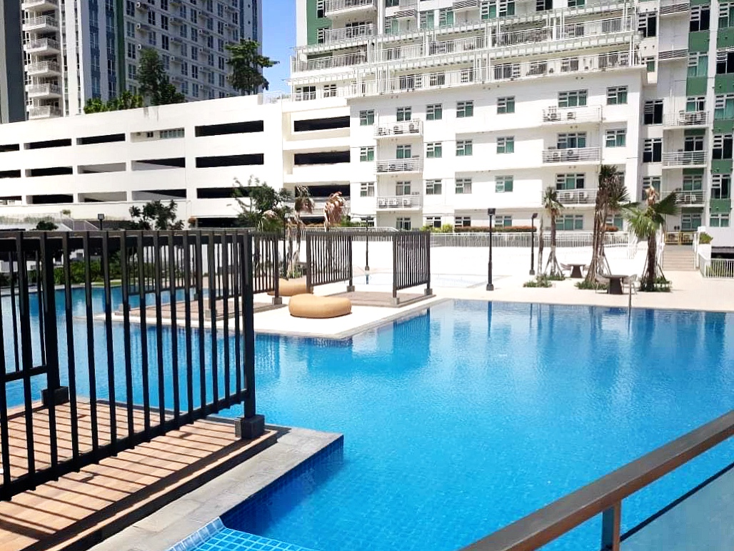 SOLINEAのプール＆ジム他が完成🏖 - フィリピン コンドミニアム ジャーナル